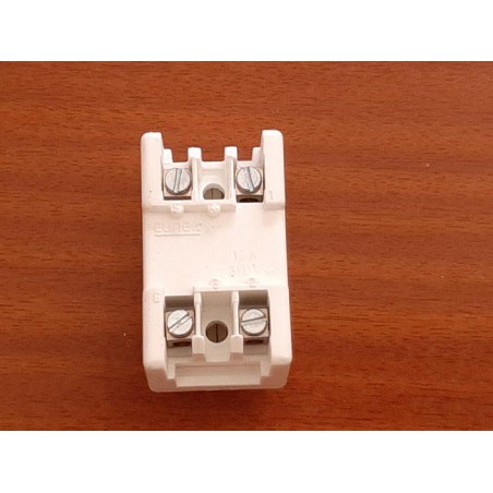 DOBLE INTERRUPTOR UNIPOLAR 2 POLOS 16A 380V BLANCO 3001N-B EUNEA EUROPOLI
